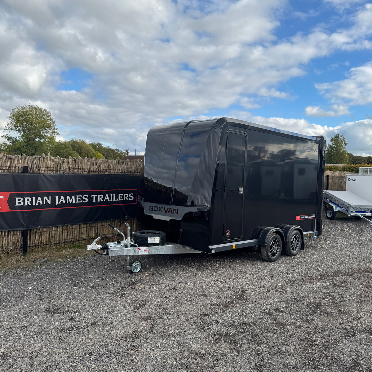 Brian James Box Van Trailer 600-3518-27-2-12-B 3.5m x 1.8m 2700 Kg Ram ...
